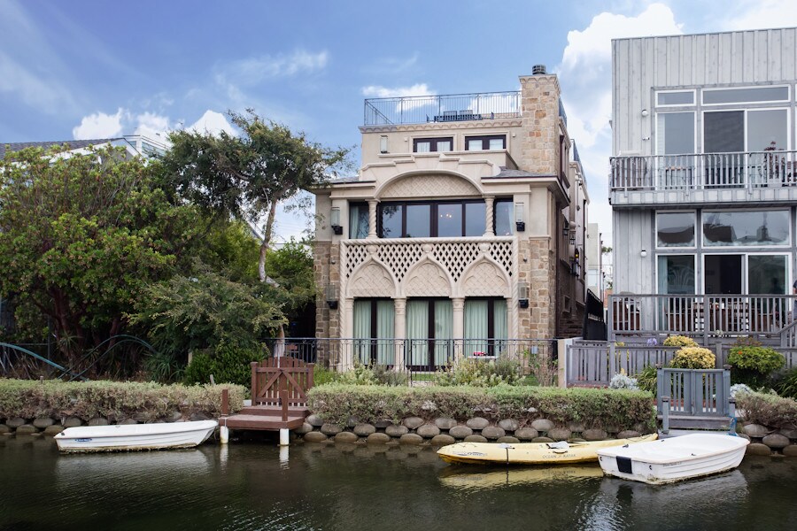 230 Linnie Canal, Los Angeles, CA 90291 - 230 Linnie Canal Los Angeles ...