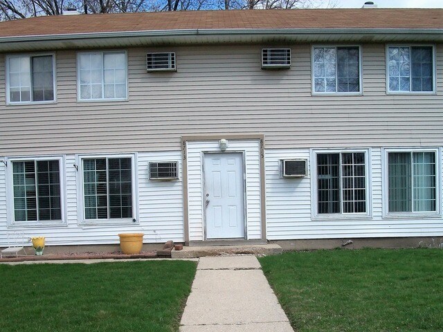 8715 S Keeler Ave, Hometown, IL 60456 - House Rental in Hometown, IL ...