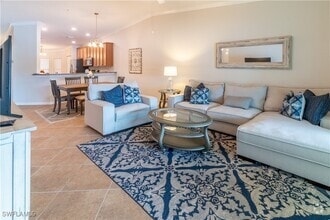 Naples Manor Apartments for Rent with a Swimming Pool - Naples, FL ...