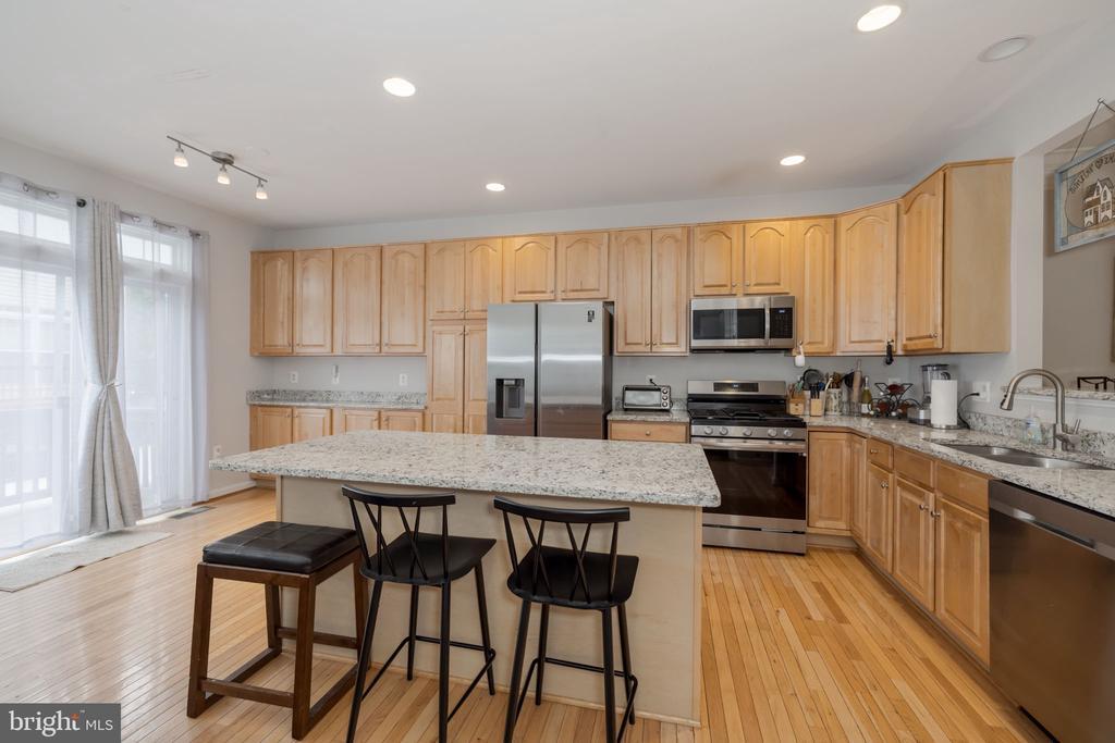 113 Cameron Station Blvd, Alexandria, VA 22304 - Townhome Rentals in ...