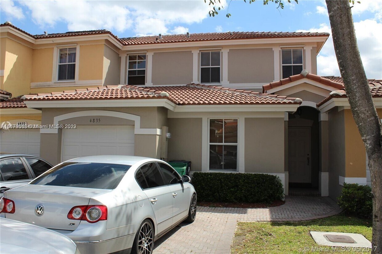 4835 SW 166th Ct, Miami, FL 33185 - Townhome Rentals in Miami FL | Apartments.com
