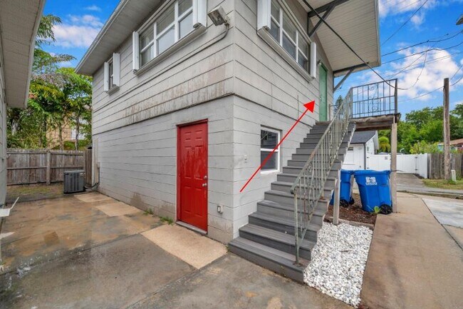 5637 Central Ave, Saint Petersburg, FL 33710 - House for Rent in Saint ...