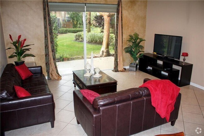 Falcon Ridge Apartments for Rent with a Walk-In Closet - Weston, FL ...