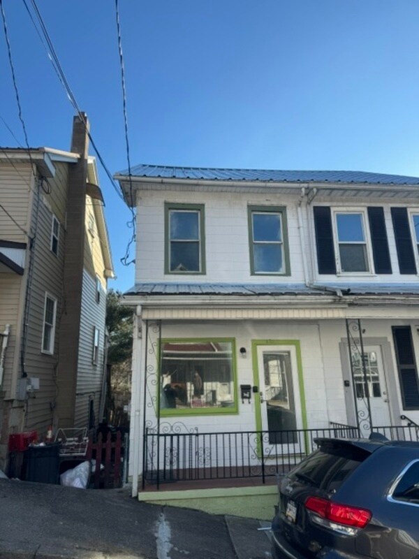 810 E Dewart St, Shamokin, PA 17872 - House Rental in Shamokin, PA ...