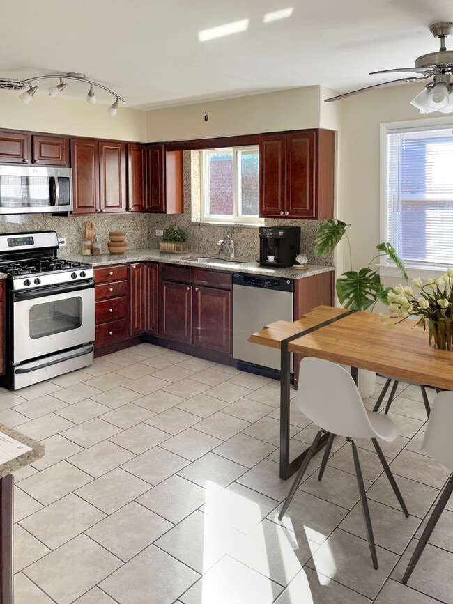 2245 Des Plaines Ave Unit D, North Riverside, IL 60546 - Condo for Rent ...