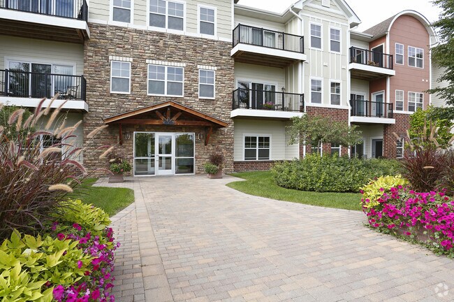 Highland Shores Apartments Rentals - Chaska, MN | Apartments.com