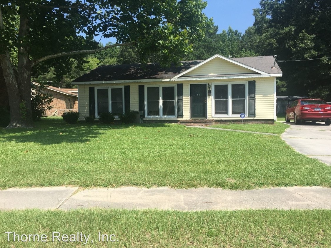 1002 Elm St, Tarboro, NC 27886 - House Rental in Tarboro, NC ...