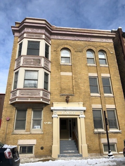 160 Symphony Way Unit 04, Elgin, IL 60120 - Condo for Rent in Elgin, IL ...