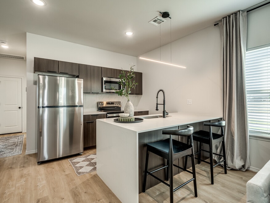 The Classen - 2200 N Classen Blvd Oklahoma City, OK 73106 | Apartments.com