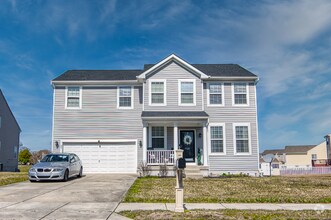 Reserve at Chestnut Ridge Apartments for Rent with a Swimming Pool ...