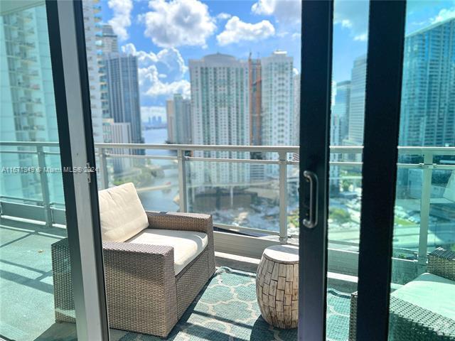 Downtown Miami Historic District Apartments for Rent with High Ceilings - Miami, FL - 3 Rentals ...