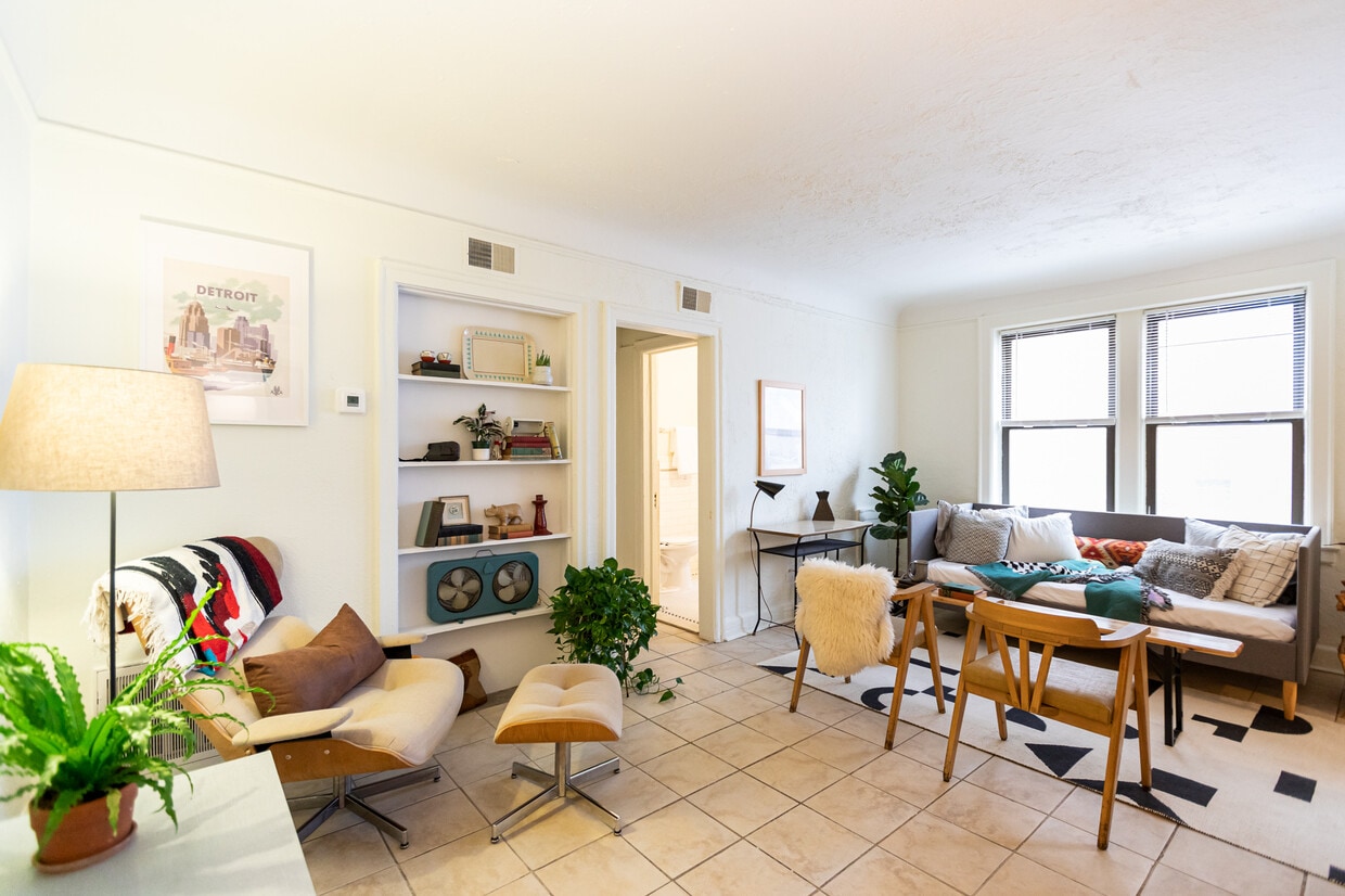 Eastpointe - 1130 Holcomb St Detroit, MI 48214 | Apartments.com