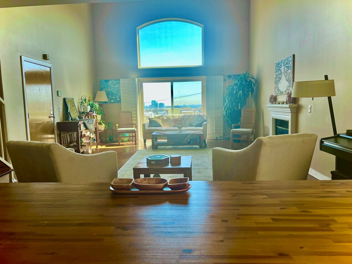 11547 Rochester Ave Unit Penthouse 1, Los Angeles, CA 90025 - Condo for ...
