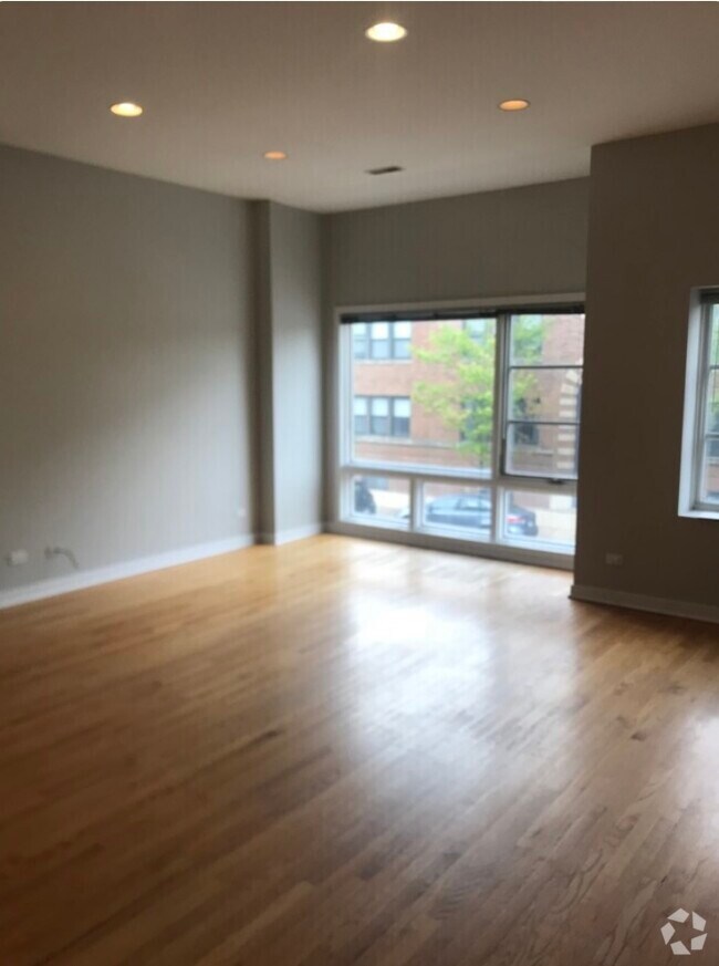 Northwest Chicago Apartments for Rent with High Ceilings - Chicago, IL ...