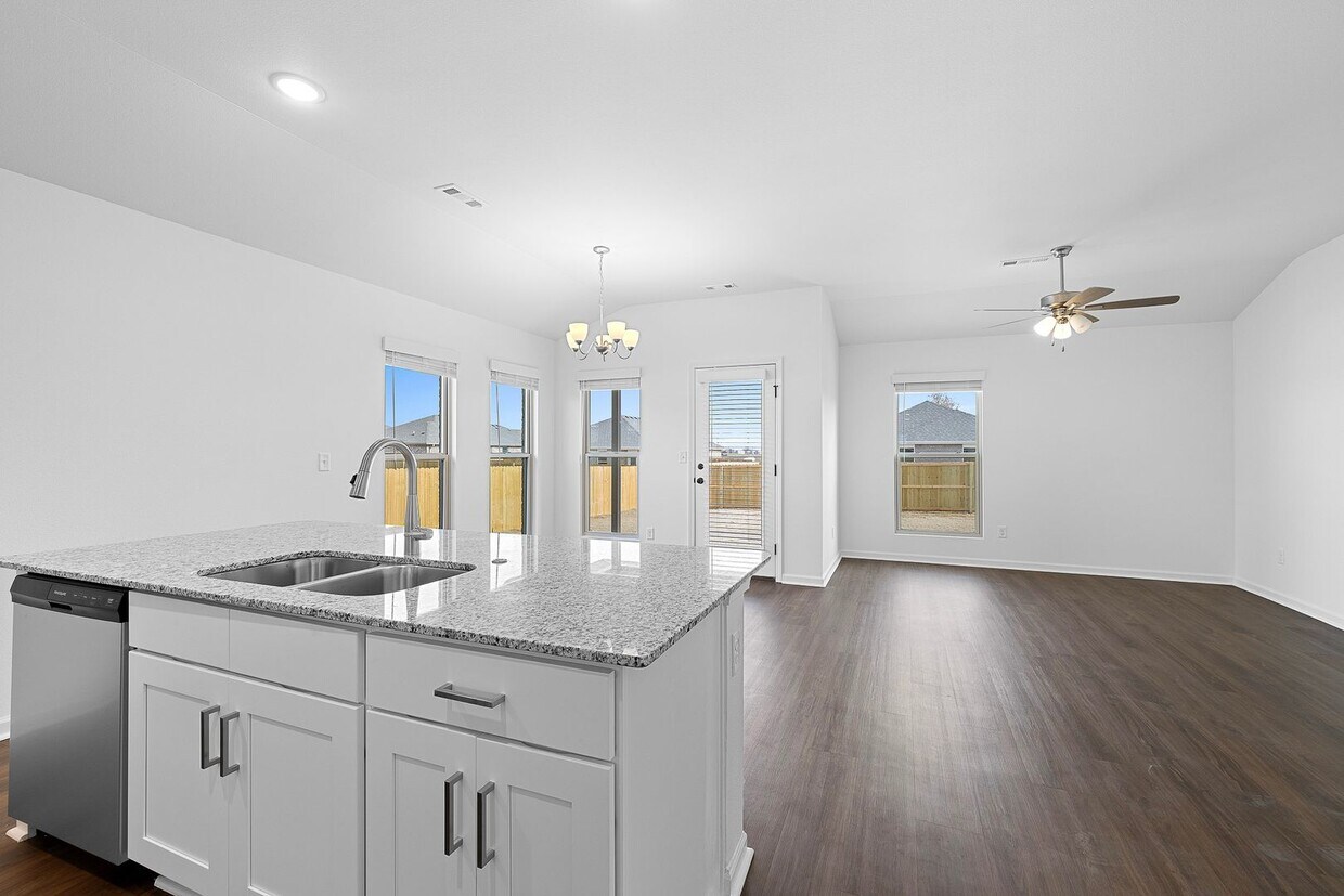 1001 SW 3rd Ave, Highfill, AR 72734 - House Rental in Highfill, AR ...