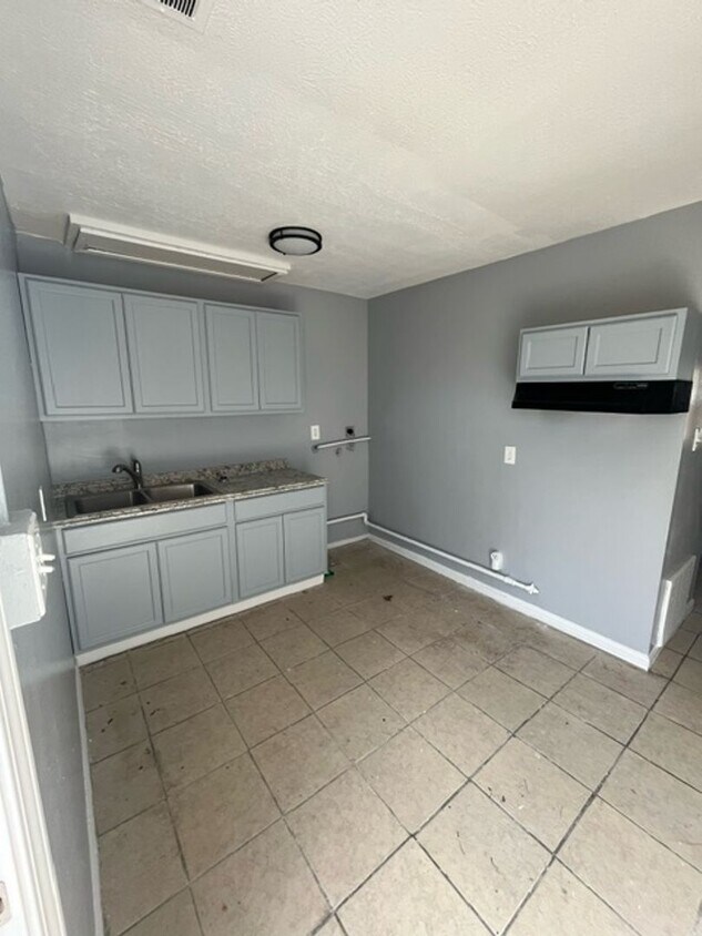 4207 Norene Ln Unit #2, Louisville, KY 40219 - Room for Rent in ...