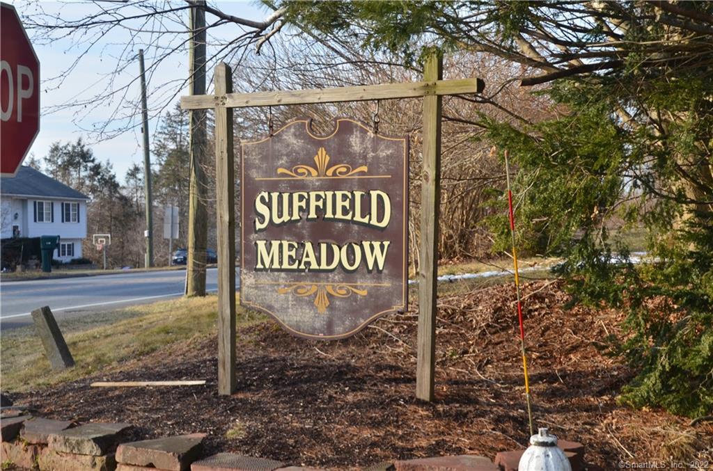 18 Braintree Ct Unit 18, Suffield, CT 06078 - Condo for Rent in ...