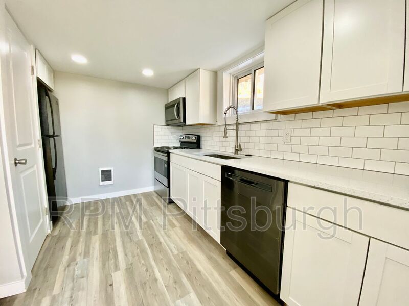6630 Library Rd Unit A, South Park, PA 15129 - Condo for Rent in South ...