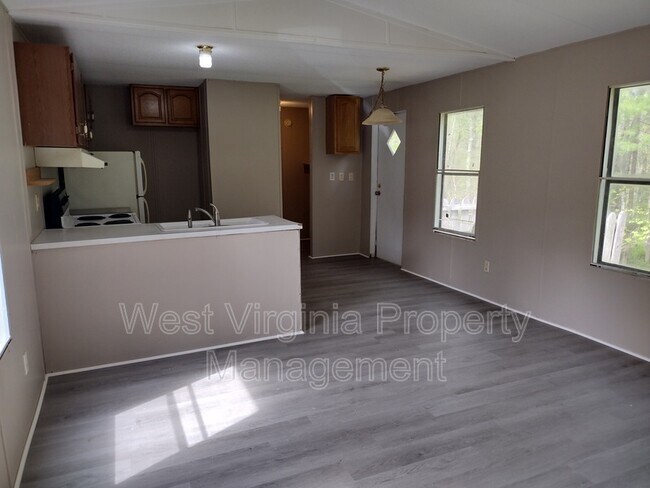 123 Pioneer Dr, Shady Spring, WV 25918 - House Rental in Shady Spring ...