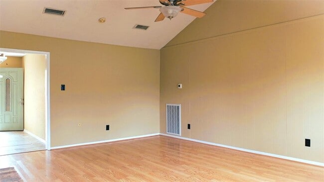 10418 Norton Dr, Houston, TX 77043 - House Rental in Houston, TX ...