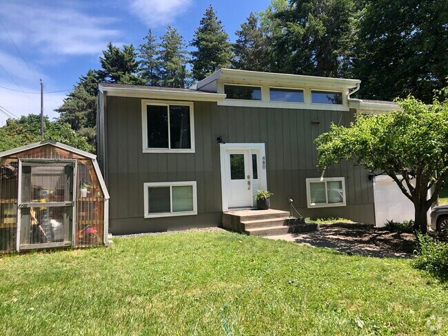 New Apartments for Rent with Garages in Pullman, WA