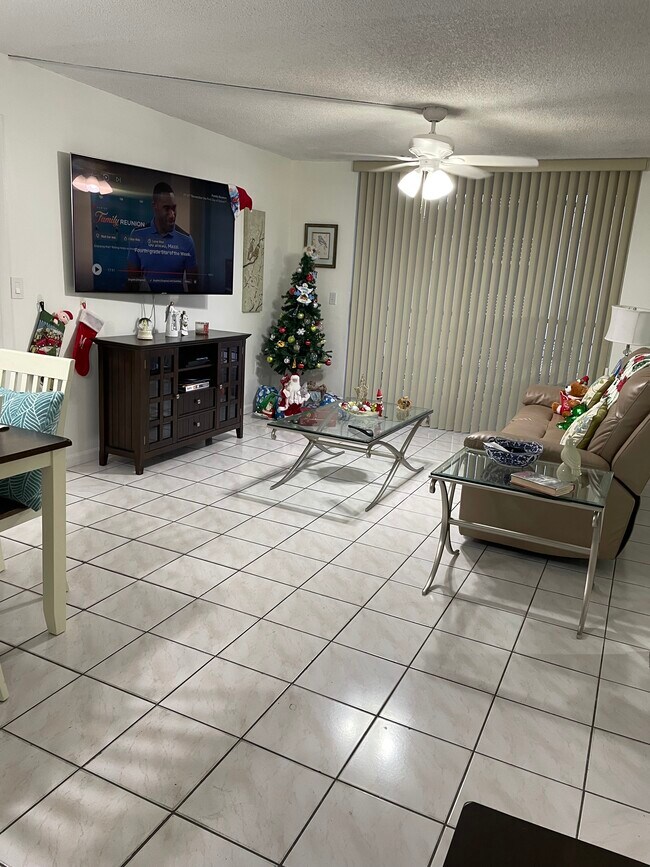 14175 SW 87th St Unit C206, Miami, FL 33183 - Condo for Rent in Miami ...