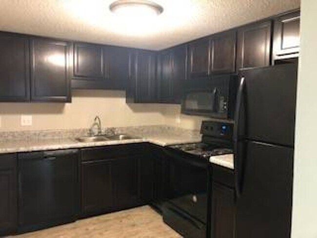 Windtree Apartment Homes - 409 Tradewinds Dr Fayetteville, NC ...