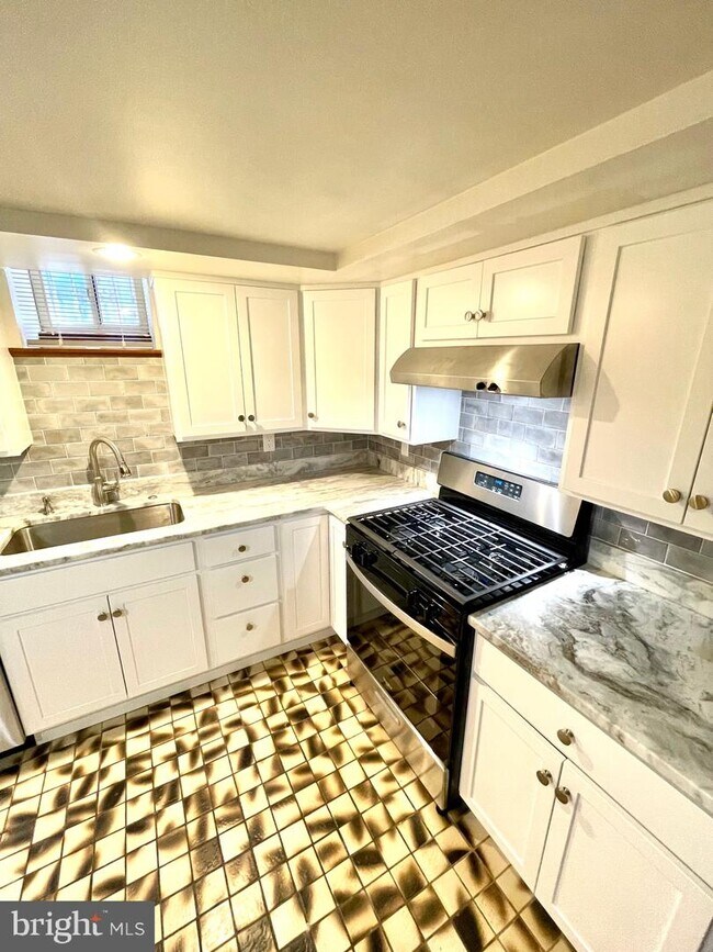 1308 Tasker St, Philadelphia, PA 19148 - House Rental in Philadelphia ...