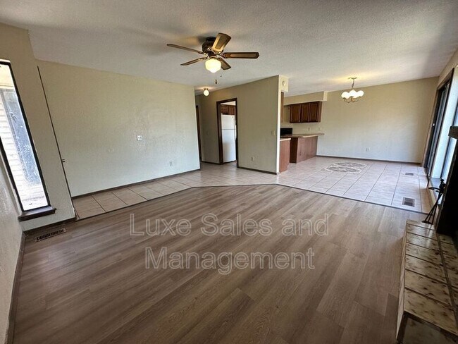 3718 Southwind Ave, Oklahoma City, OK 73179 - House Rental in Oklahoma ...