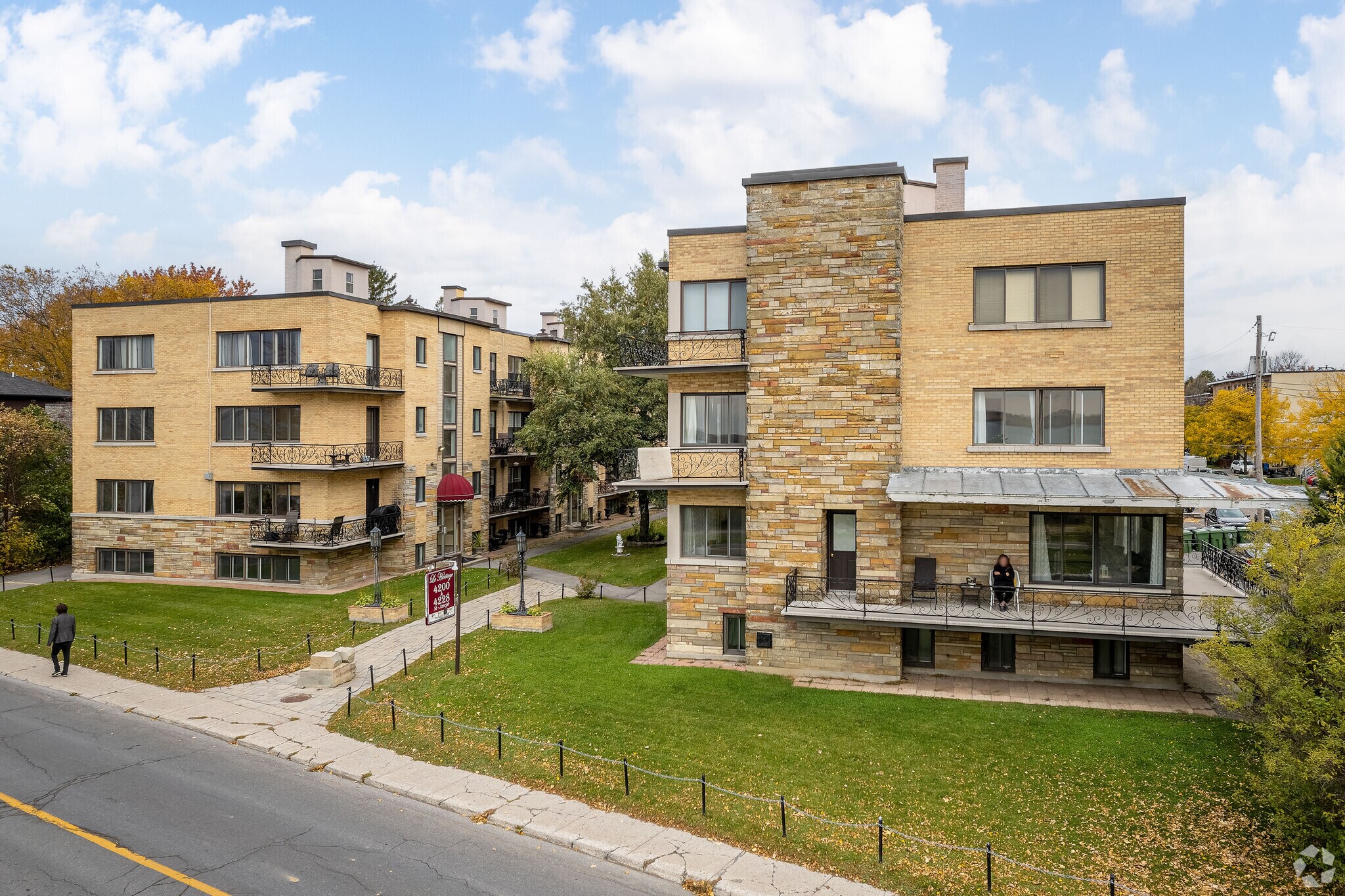 4200 Boul Saint-Joseph, Lachine, QC H8T 1R1 Appartements - 4200 Boul ...