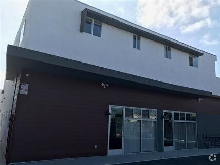 Harbor Gateway North Apartments for Rent with High Ceilings - Gardena ...