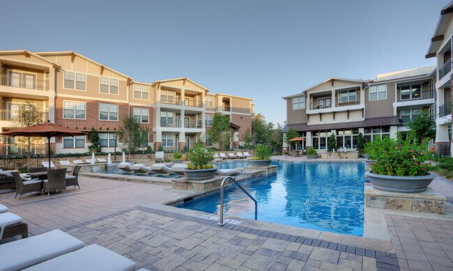 The Standard Apartments - Dallas, TX | Apartments.com