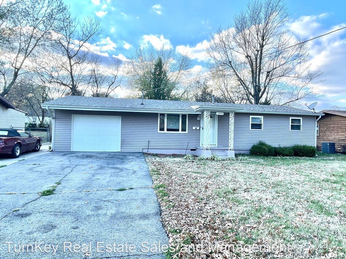 1333 S Meadowview Ave, Springfield, MO 65804 - House Rental in ...