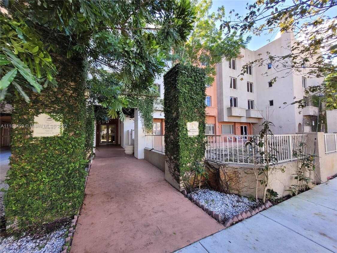 2630 SW 28th St Unit 28, Coral Gables, FL 33133 - Condo for Rent in ...