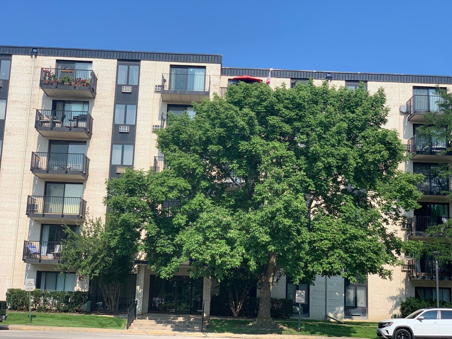 9701 Dee Rd Unit 6G, Niles, IL 60714 - Condo for Rent in Niles, IL ...