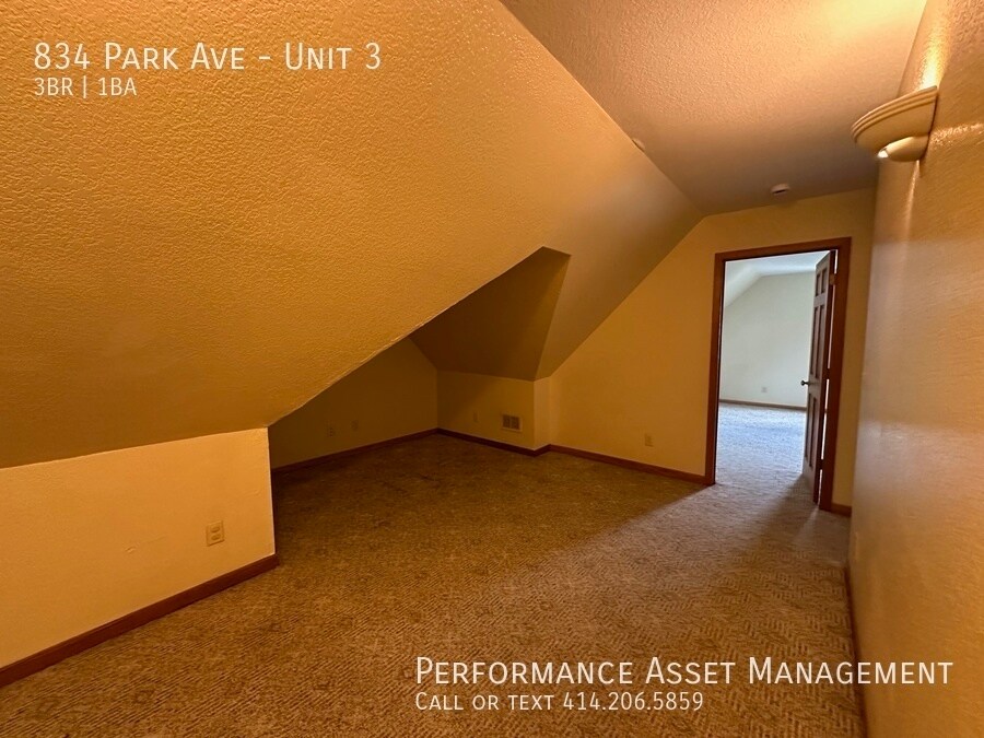 834 Park Ave Unit 3, Racine, WI 53403 - Room for Rent in Racine, WI ...