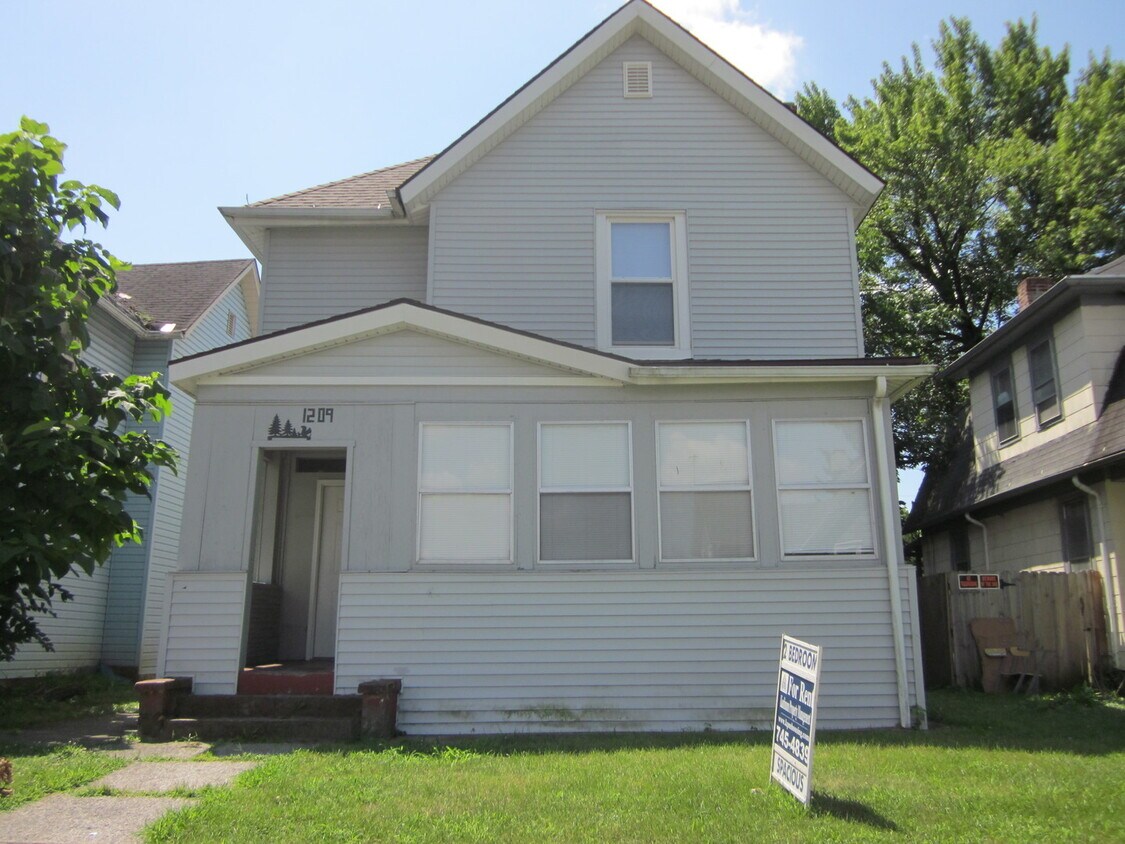 1209 Scott Ave Unit Apt 3, Fort Wayne, IN 46807 - Room for Rent in Fort ...