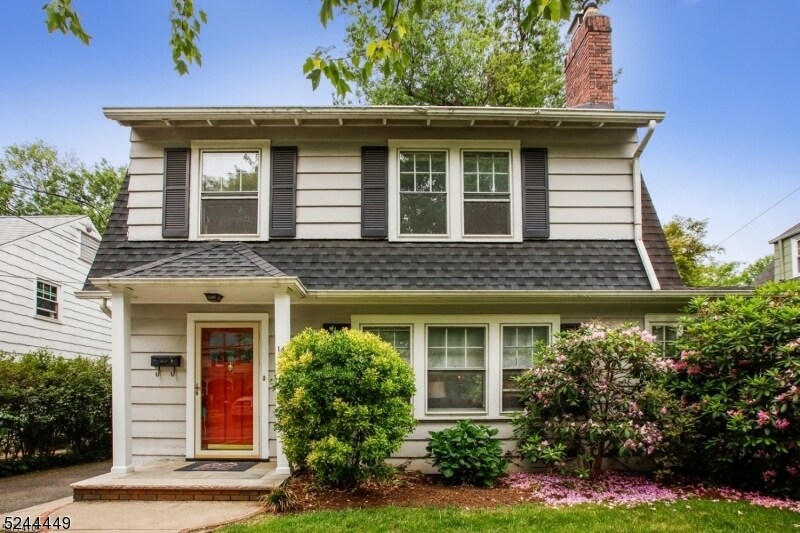 14 Edgewood Terrace, Millburn, NJ 07041 - House Rental in Millburn, NJ ...