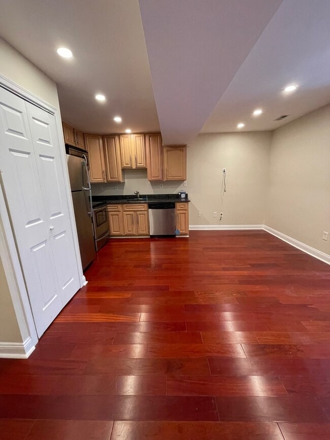 1124 E St NE Unit E, Washington, DC 20002 - Condo for Rent in ...