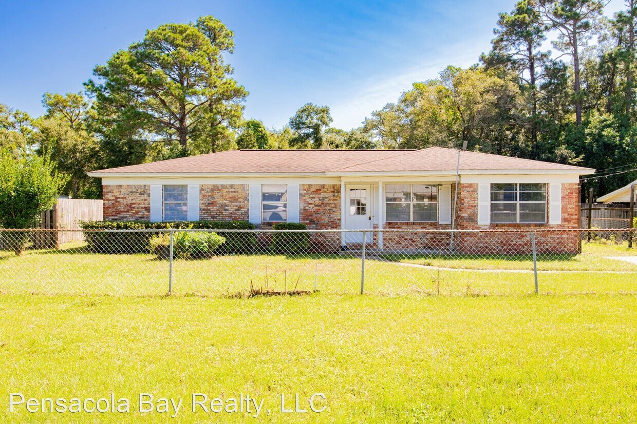 1010 Colbert Ave, Pensacola, FL 32507 - House Rental in Pensacola, FL ...