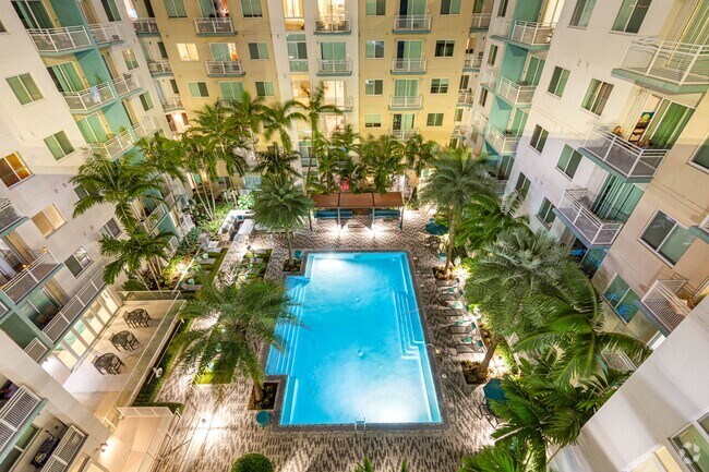 Downtown Fort Lauderdale Apartments for Rent with a Yard - Fort ...