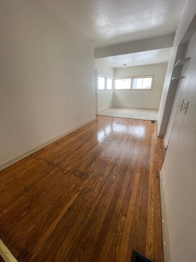 555 Garson Ave Unit 555 Garson, Rochester, NY 14609 - 555 Garson Ave ...