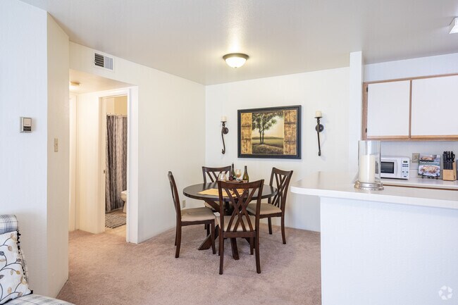 The Greens at Chestnut Ridge Apartments - 128 Chestnut Ridge Dr ...