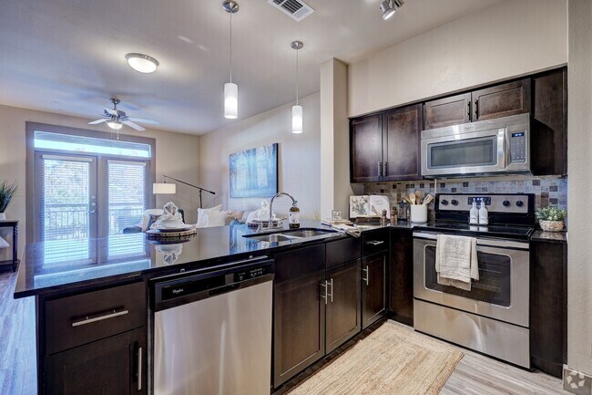 Midtown Oklahoma City Apartments for Rent with a Garage - Oklahoma City ...