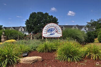 Caswell Cove Apartments for Rent with High Ceilings - Milford, CT - 2 ...