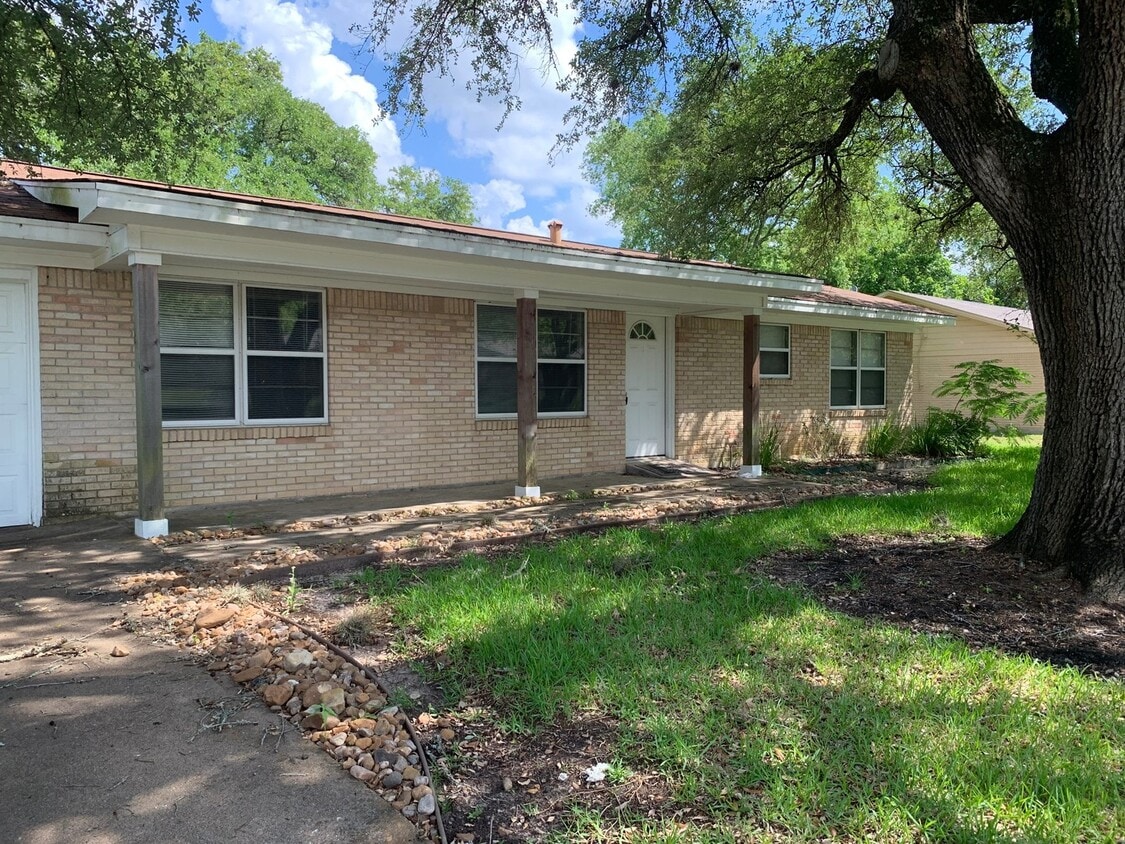 1006 Timm Dr College Station, TX 77840 - Alquileres en College Station ...