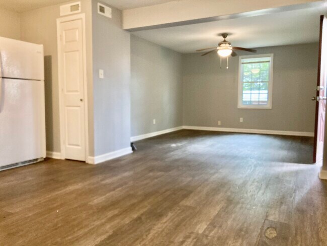 626 Dashland Dr Unit Dashland B, Fayetteville, NC 28303 - 626 Dashland ...