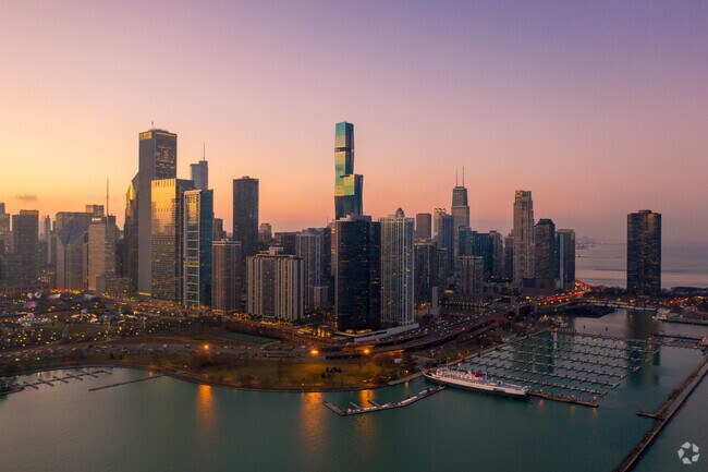 Harbor Point Tower Apartments - Chicago, IL | Apartments.com
