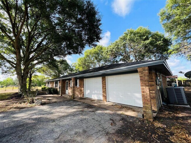 12012 Padon Rd, Needville, TX 77461 - House Rental in Needville, TX ...