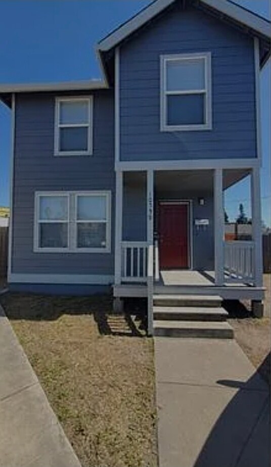 Sobrante Park Apartments for Rent with EV Charging - Oakland, CA ...